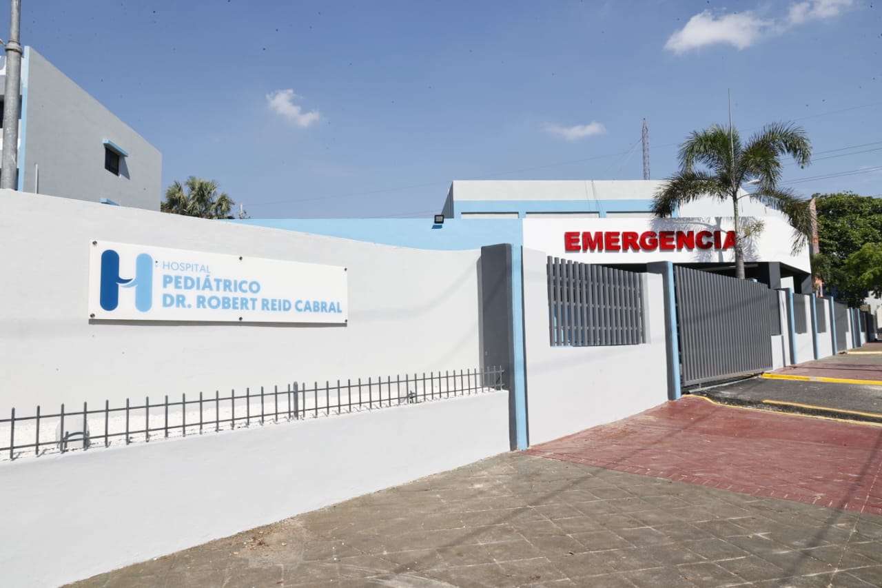 Presidente Abinader inaugura Emergencia Hospital Robert Reid Cabral ...